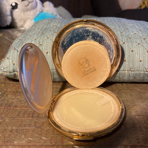 Stratton | Makeup | Vintage Stratton Order Of The Eastern Star Compact ...